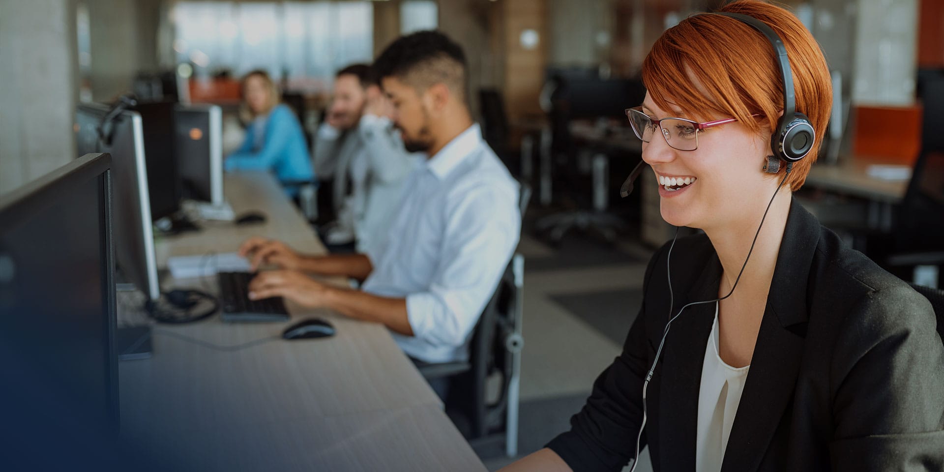 Call Centre & Telephone Answering Services Toronto | Intratel